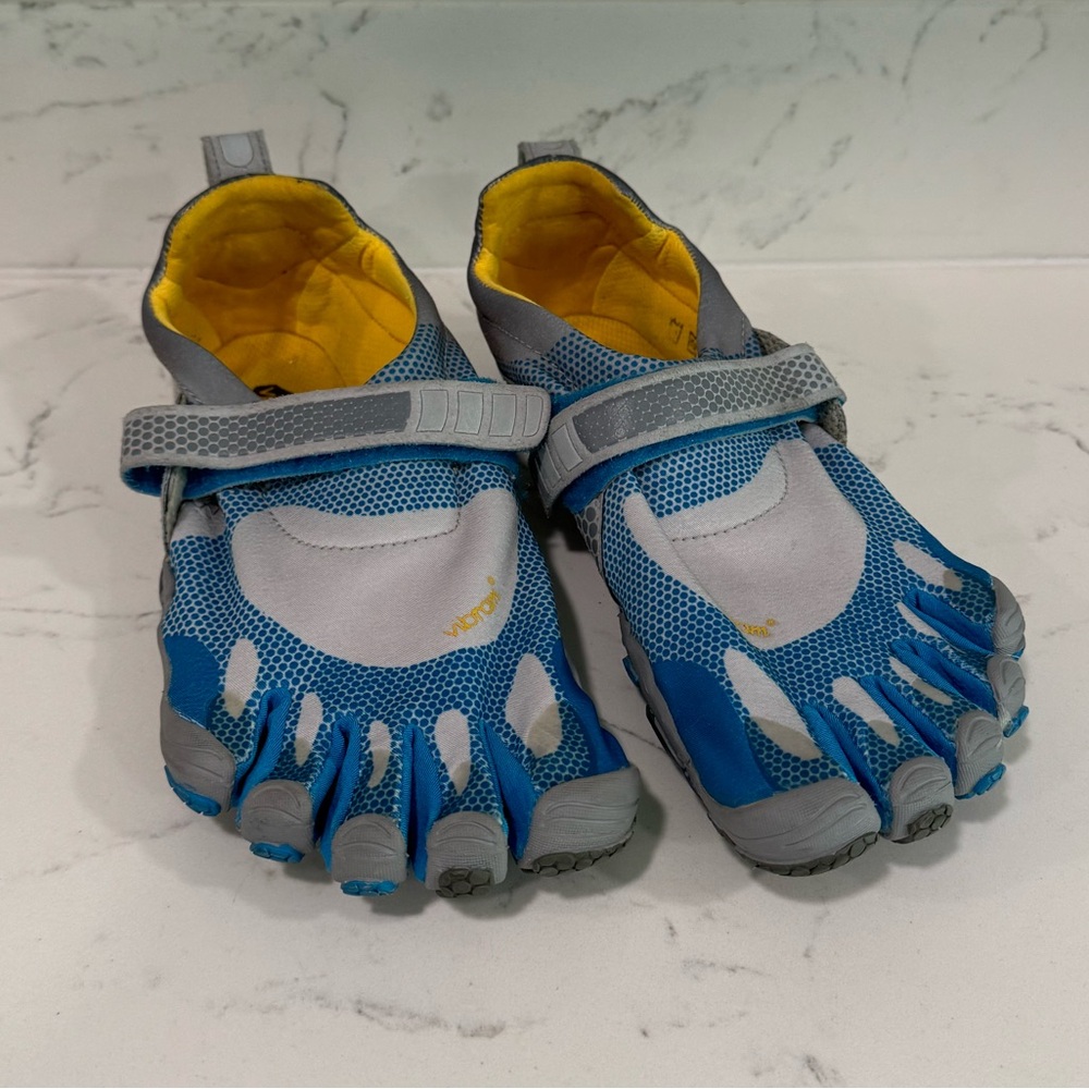 Women’s Vibram Five Fingers Bikila Shoes Size 8.5 Or … - Gem